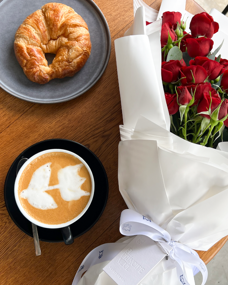 TINY RUBY BOUQUET – El Príncipe Azul